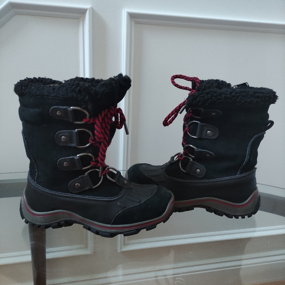 Pajar | Shoes | Pajar Canada Alina Black Lace Zipper Winter Snow Boots ...